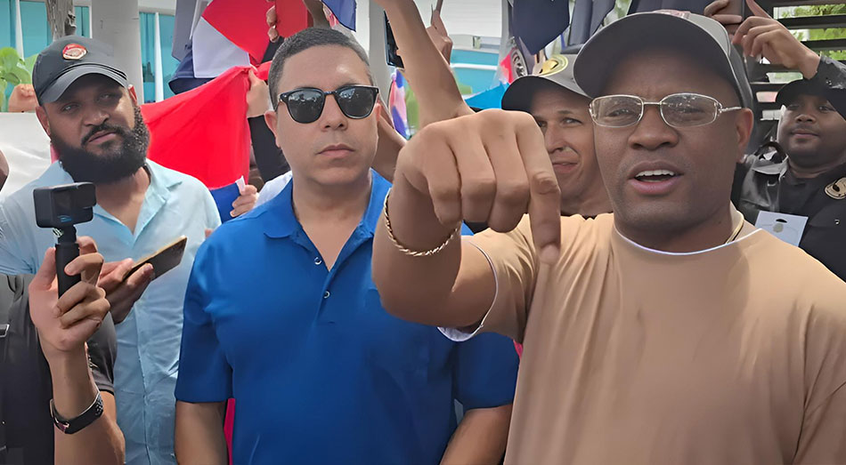 Ramón Tolentino lidera marcha